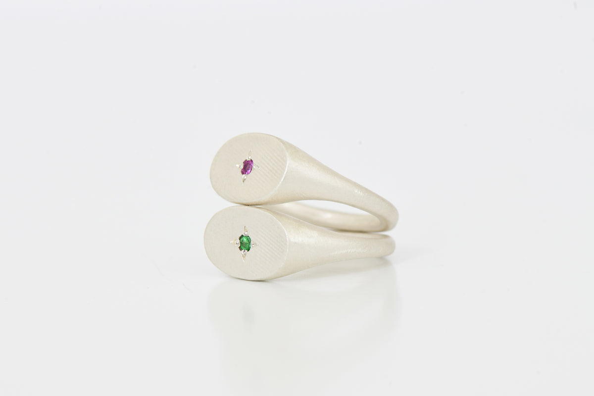 Oval simple ring – Seb Brown