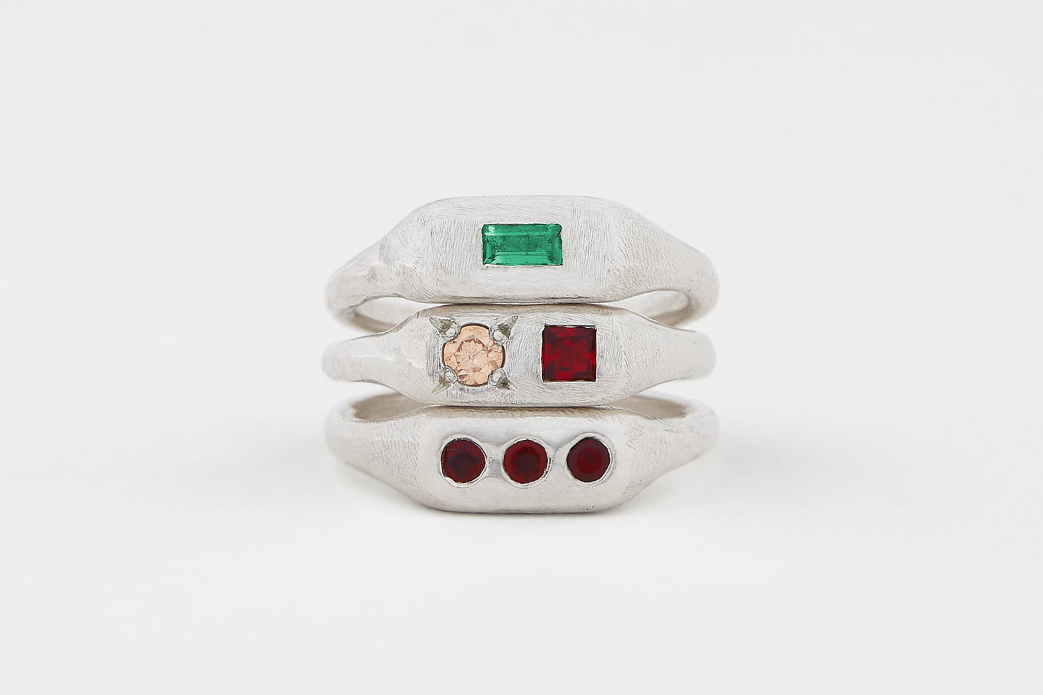 Pill Ring green – Seb Brown